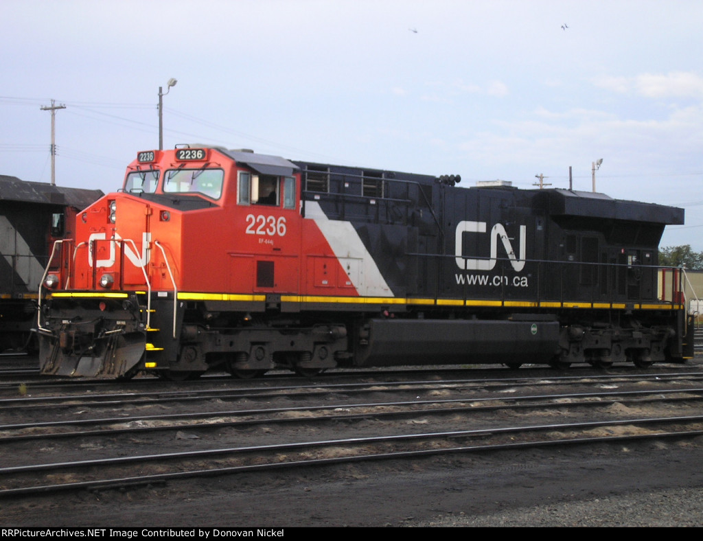 CN 2236